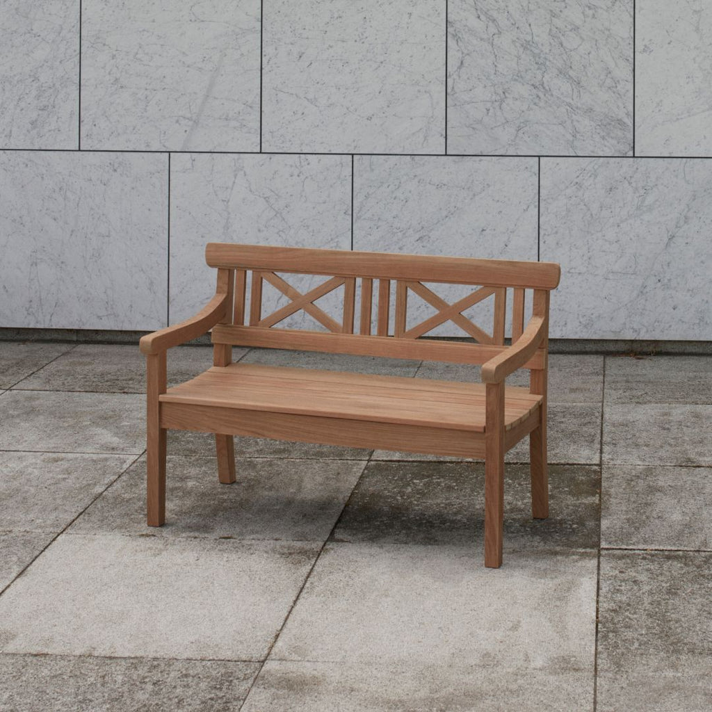 Fritz Hansen | Drachmann Bench – Prevalent Projects