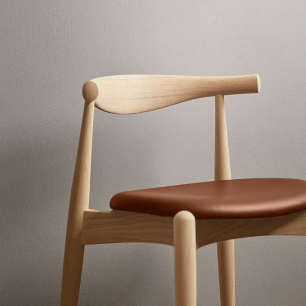 Elbow chair ch20 store