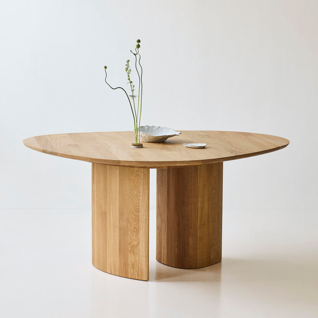 dk3 | Tangent Dining Table – Round – Prevalent Projects